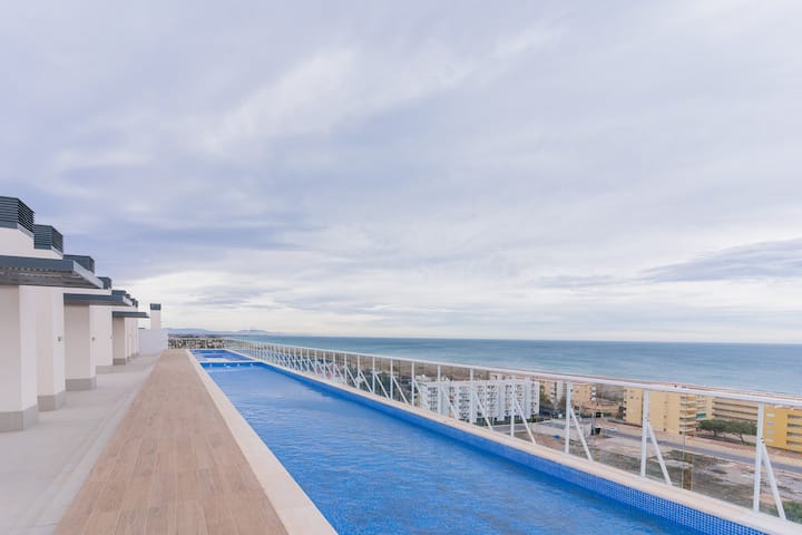 Canet Seaview Gem: Pool & Beach Proximity - Sagunto