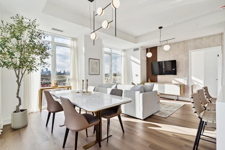 Luxury, Privacy, Perfection In Leslieville! - Toronto