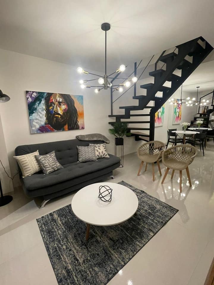 Cómodo Y Moderno Depto En Equipe - Bolivia