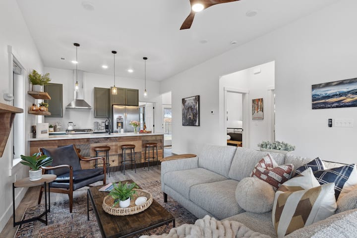 *Basecamp: The Blue Bungalow* - Missoula, MT