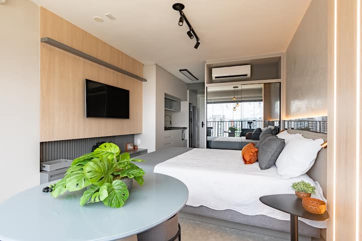 E1217 | Apartamento Espaçoso | Metrô E Shopping - Sao Paulo