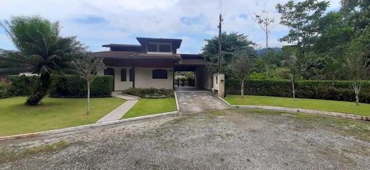 Lago, Serra, Campo E Mar. - Ubatuba