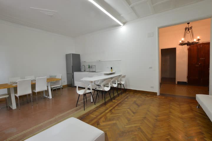 2+2 Remodeled Apartment Albaro - Génova