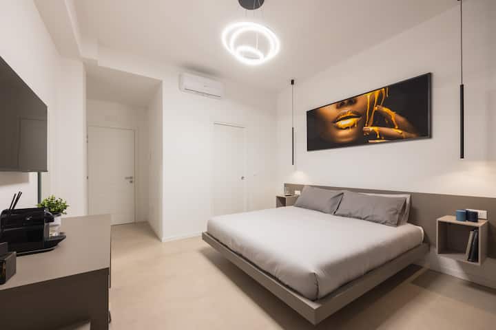 Luxury Suite Station 3 - Bolonia