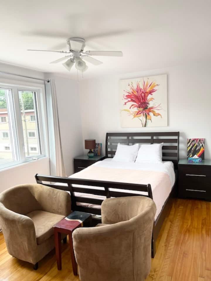 Cozy & Spacious 3 Bdr Condo - Varennes