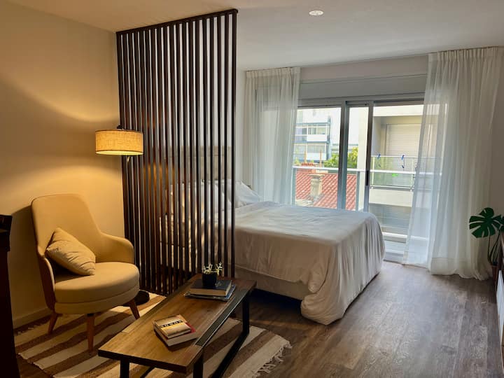 Neo Buxareo - World Trade Center - Montevideo