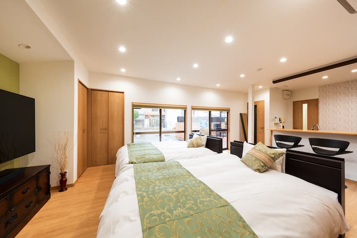 Kamon　｜　Yufuin駅徒歩5分！乙丸温泉が目の前の1棟貸し - 湯布院町