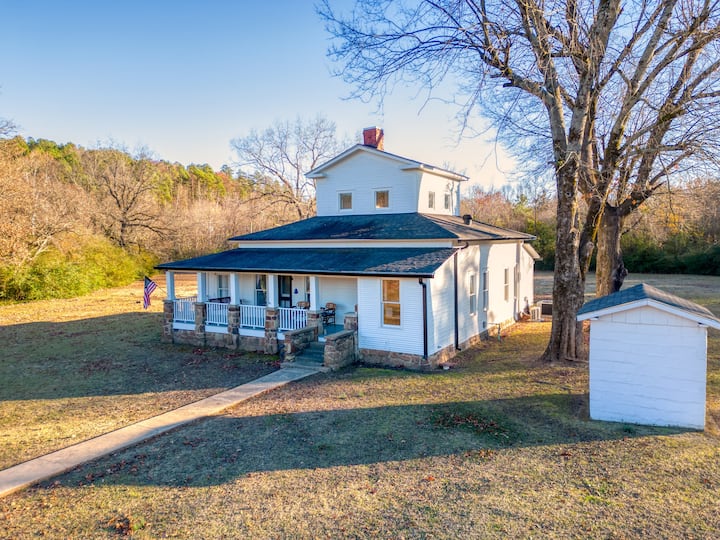 Waveland White House Retreat - Mount Magazine State Park, Paris