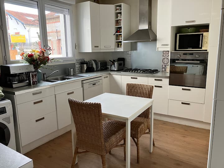 Toulousaine Arborée. Parking - Toulouse