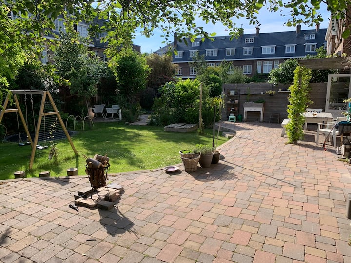 Heerlijk Lichte Hoek Gezinswoning Met Riante Tuin. - La Haye