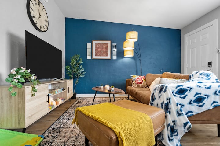 Blissful 1bd:at&t Worldcup Walkable Ground-level! - Carousel, Arlington