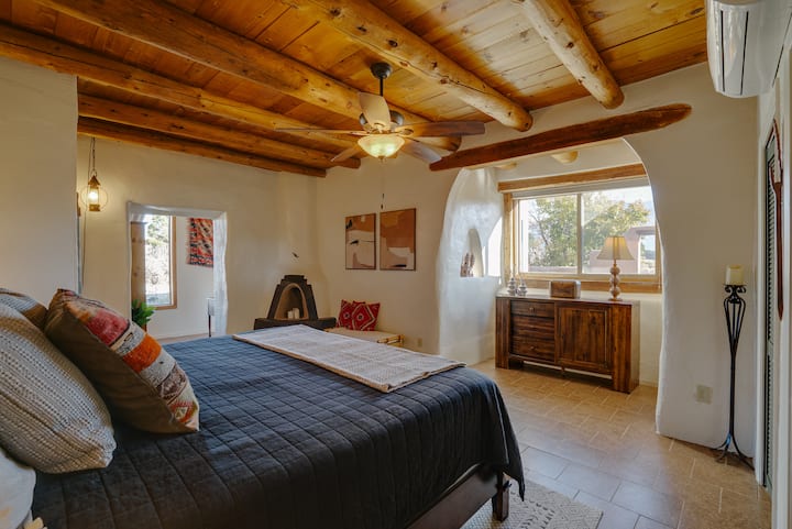 Chattadoe Compound - Taos, NM