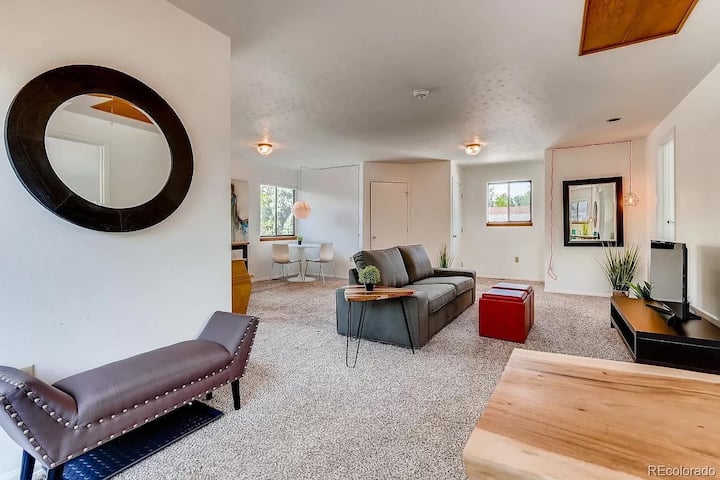 Chic 2br Loft In Olde Town Near Dining & Shopping - Arvada, CO