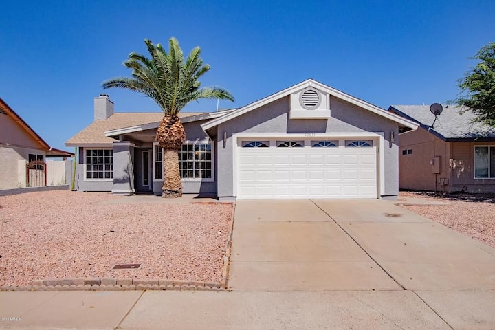 Beautiful 3 Bdr Pool Home - Phoenix