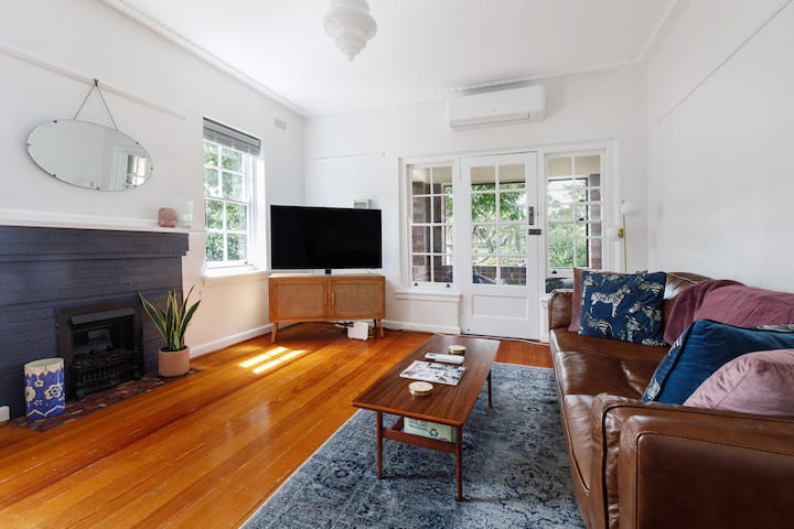 Charnwood Vintage—effortless Elegance In St Kilda - 聖基爾達