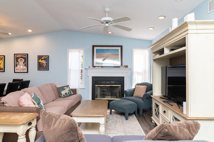 Sea Side Serenity - 4br - Sleeps 12, Pet Friendly - Rehoboth Beach, DE