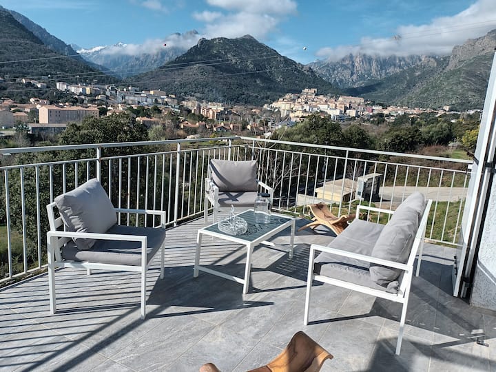 Vue Excepionnelle - Corte