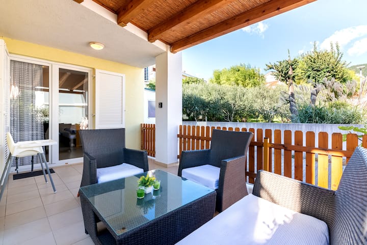 Apartment Lovorka 7 - Baška