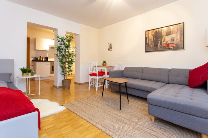 Fullhouse | Halle | R6 Roma - Halle (Saale)