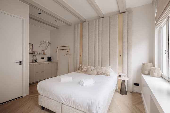 New! Authentic And Stylish Jordaan Apartment - Amsterdam