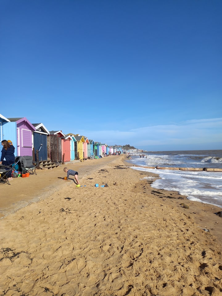 Victory Family Caravan - Essex - Walton-on-the-Naze