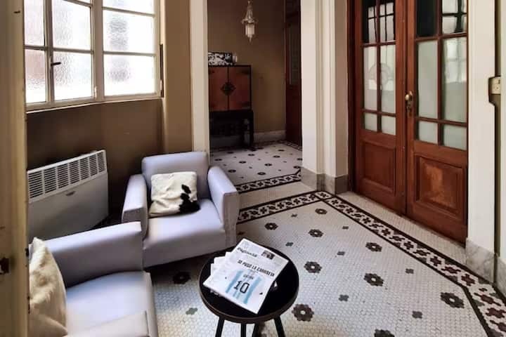 Depto 4 Cuartos H/ 7 Personas. Zona De Los Teatros - Buenos Aires