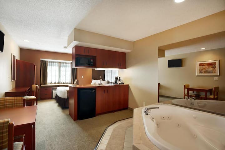 Microtel Inn And Suites (2) - Dover, NH
