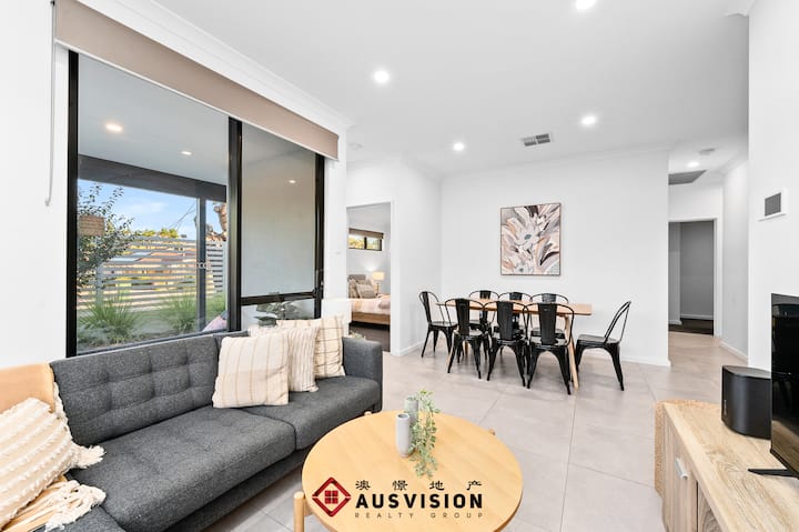 Modern Villa Near Curtin University - Perth