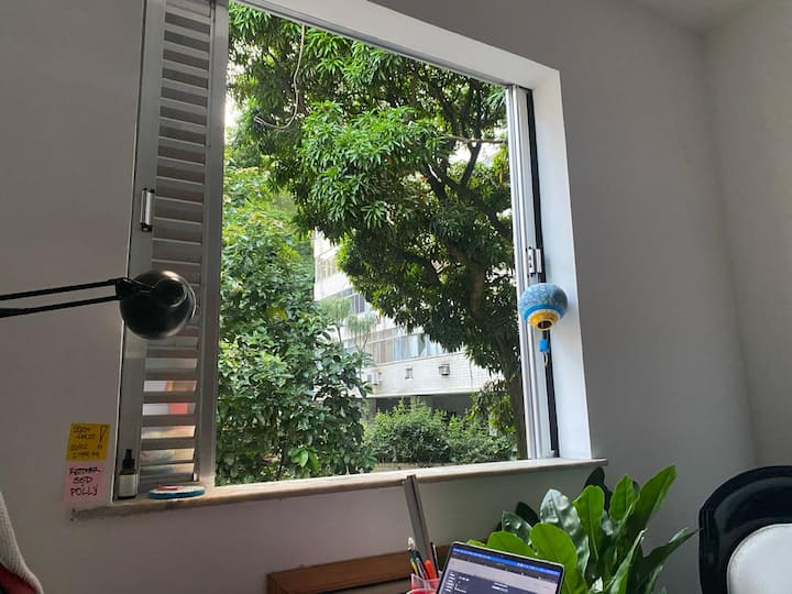 Quarto Em Residência Familiar - Botafogo / Metrô - Río de Janeiro