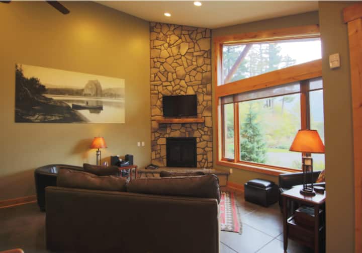 Riverview - "Beacon Rock" Condo - Carson, WA