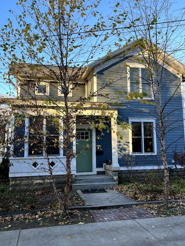 Charming Historic Downtown Stay - Newly Renovated - カラマズー, MI