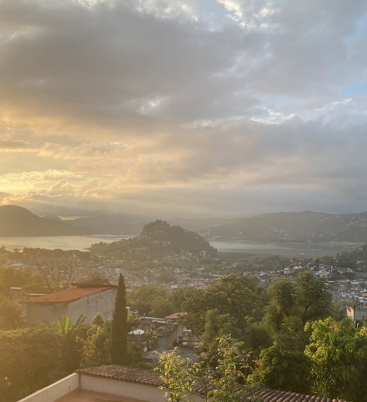 Hermosa Cabaña Con Vista Al Lago. - Valle de Bravo
