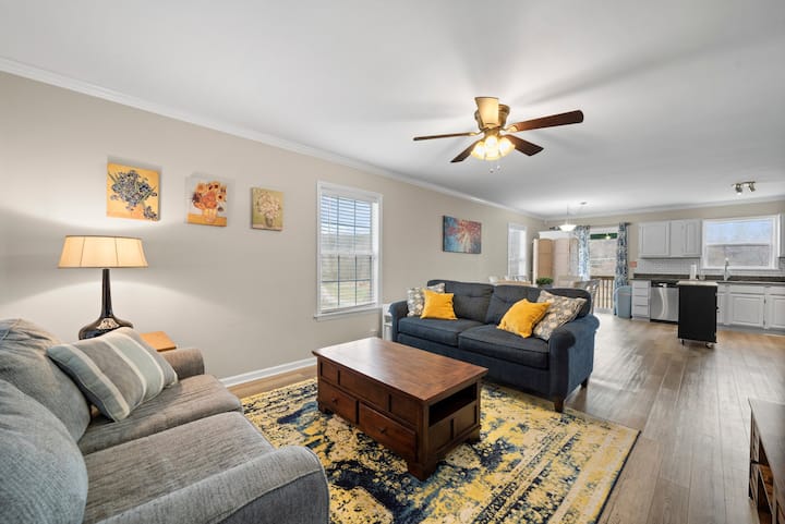 Washington Park Apt 2bd/1ba - Next To Greenways - Winston-Salem, NC
