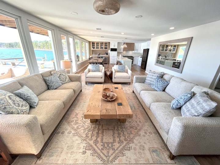 Luxury Lakeside Home 5br, Dock, Kayaks, Hot Tub+ - Hot Springs, AR