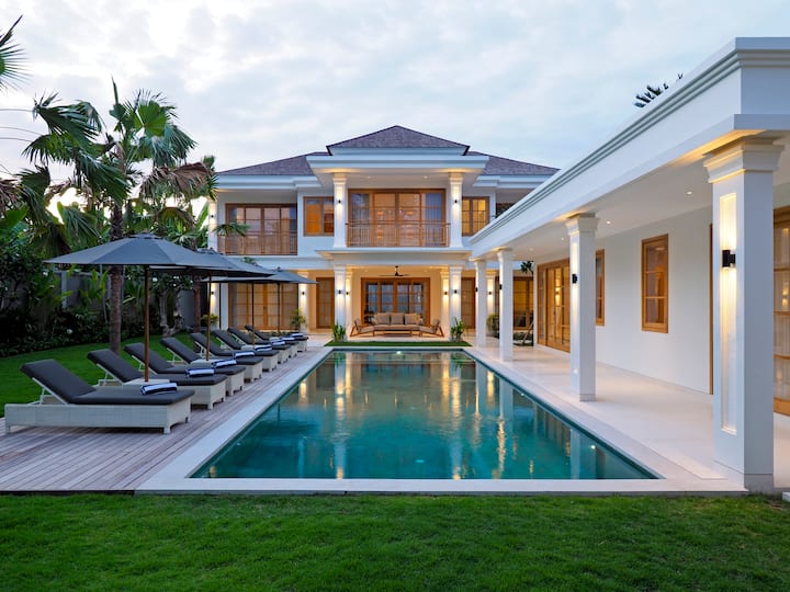 Stunning 10br Family Estate In Central Berawa ! - Australia