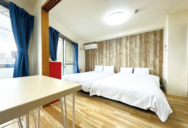 【Trust Inn 701】縮景園すぐそばで好立地！ベランダからは川の景色を眺めてお寛ぎ可。 - 広島県