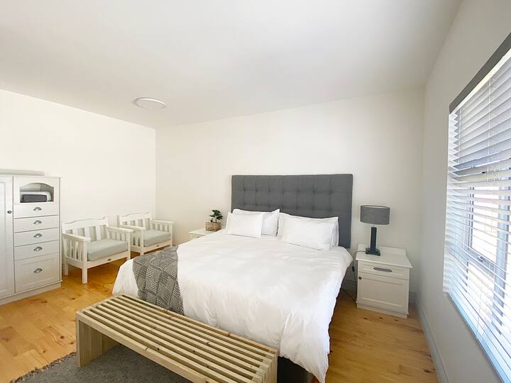 The Bucket List Room 1 - Bredasdorp