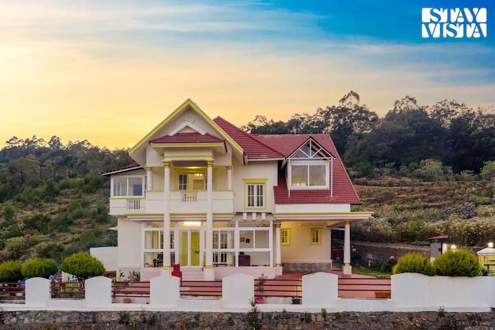 Cozy 3bhk Orion's Crest W/ Brkfst & Valley View - Coonoor