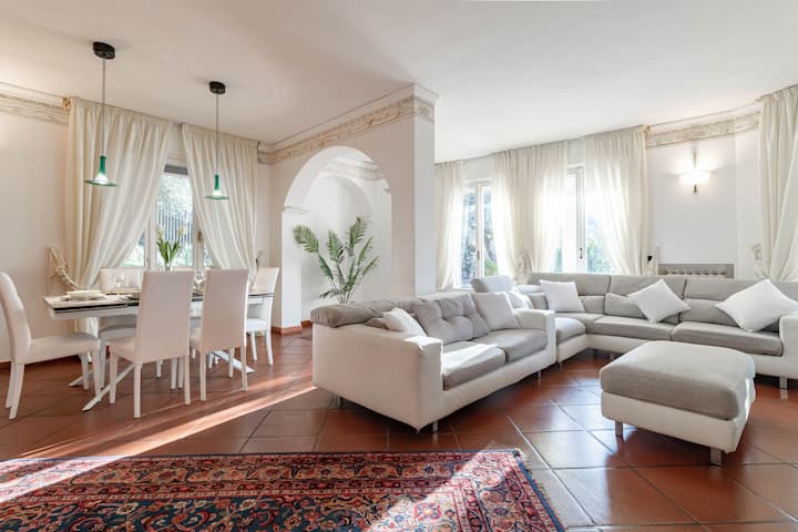 𝐇𝟏𝟏 [Villa Conchiglia] Piscina - Garage - Sanremo