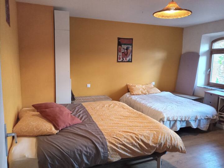 Chambre Avec Vue Sur Montagne Et Petit-déjeuner - Le Vigan