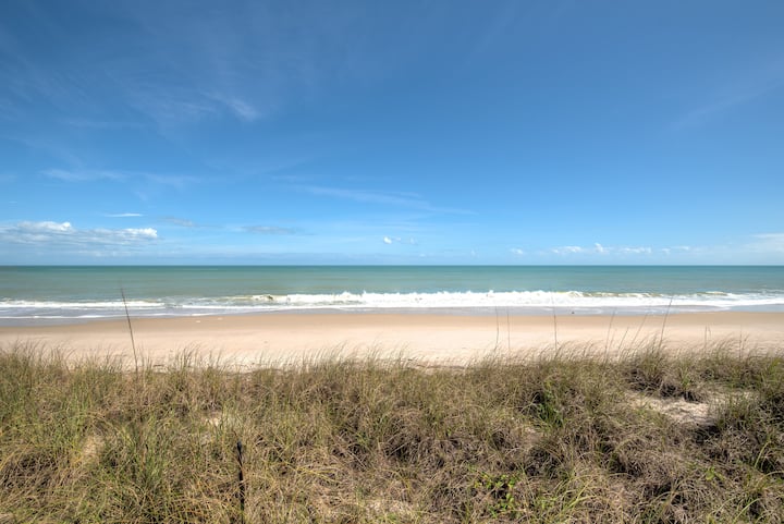 Beach Side Home - Vero Beach, FL