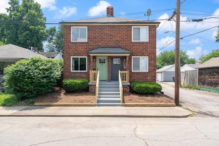 O.t.c. 2 Unit Duplex Entire Home - New Albany, IN