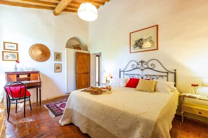 Appartamento Per 4 Persone - Volterra