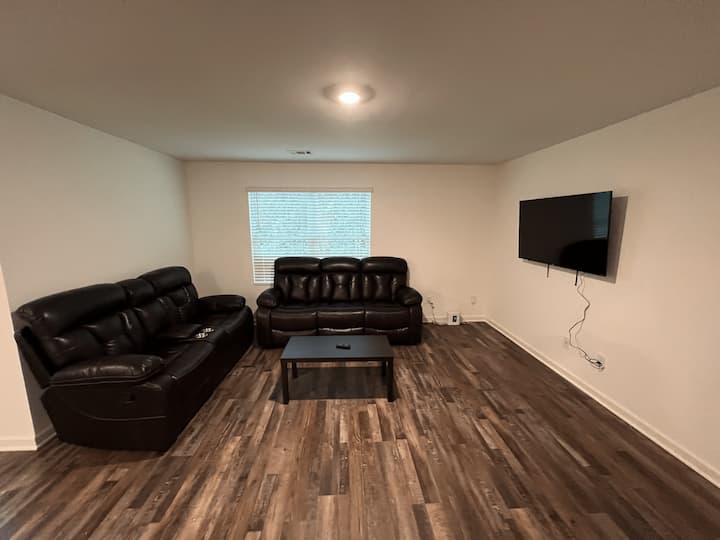 Cozy Four Bedroom In Northport - Tuscaloosa, AL