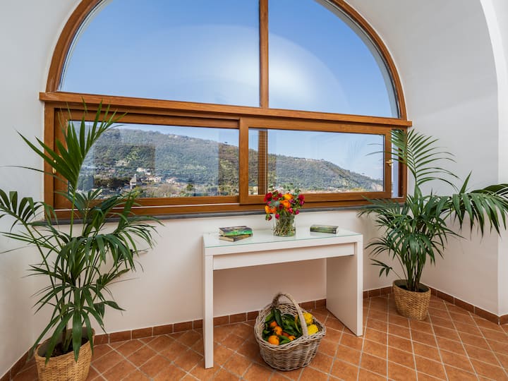 De Vivo Realty - Palazzo Russo - Zaffiro - Piano di Sorrento