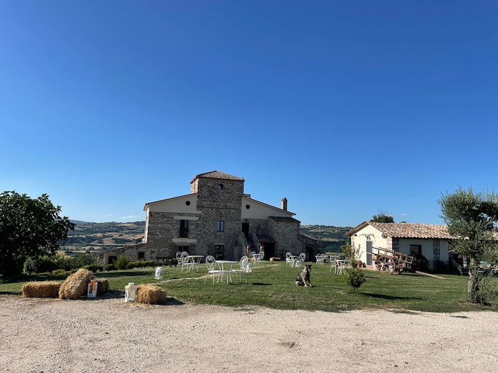 Fattoria Di Charme Con Piscina - Benevento