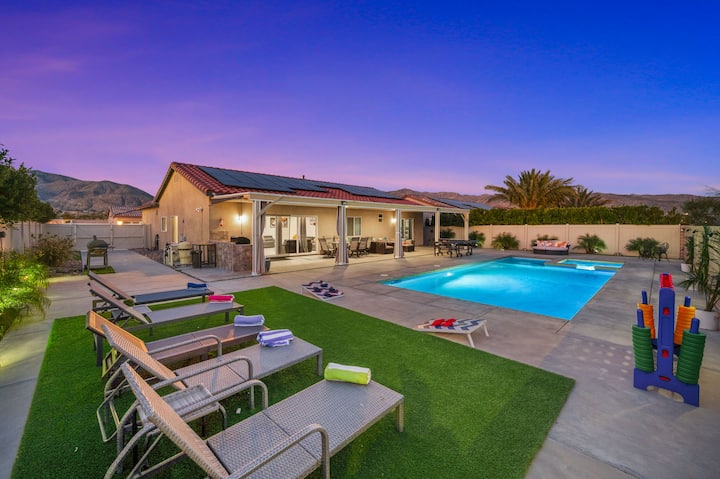 Views, Gameroom, Saltwater Pool & Hot Tub, Firepit - Desert Hot Springs, CA