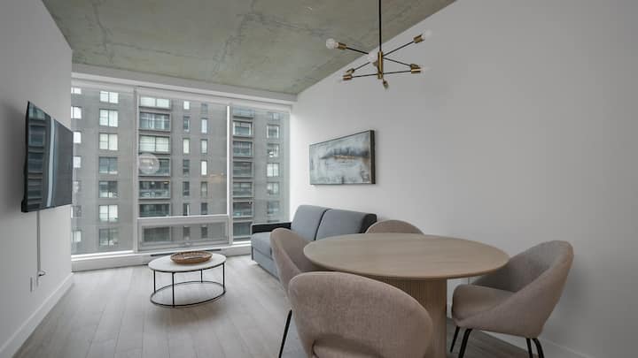 Luxury In Heart Of Mtl 1711: Metro/gym/pool Access - Montréal, QC
