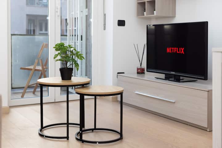 - 20% [8 Min Duomo Metro 1 Rossa] - B006 - Milano