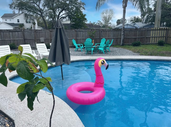 Pool Home, 5 Min From Beach, 3bd 2bath, Games - Jacksonville Beach, FL